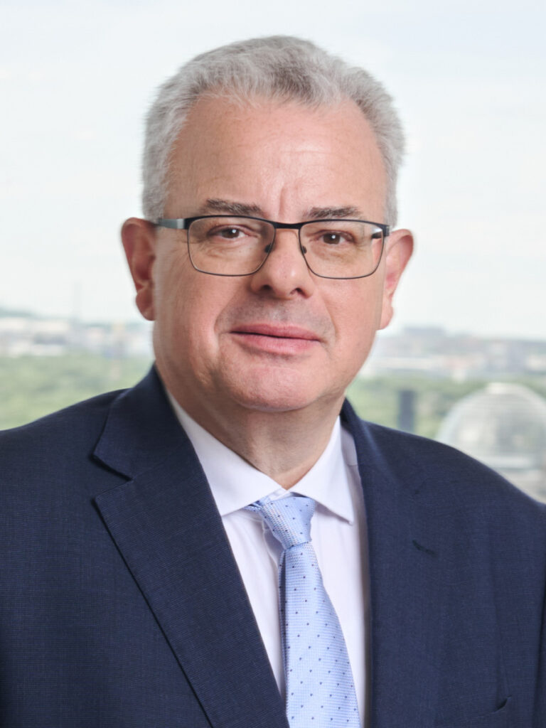 Dr. Andreas Nick – Brunswick Group