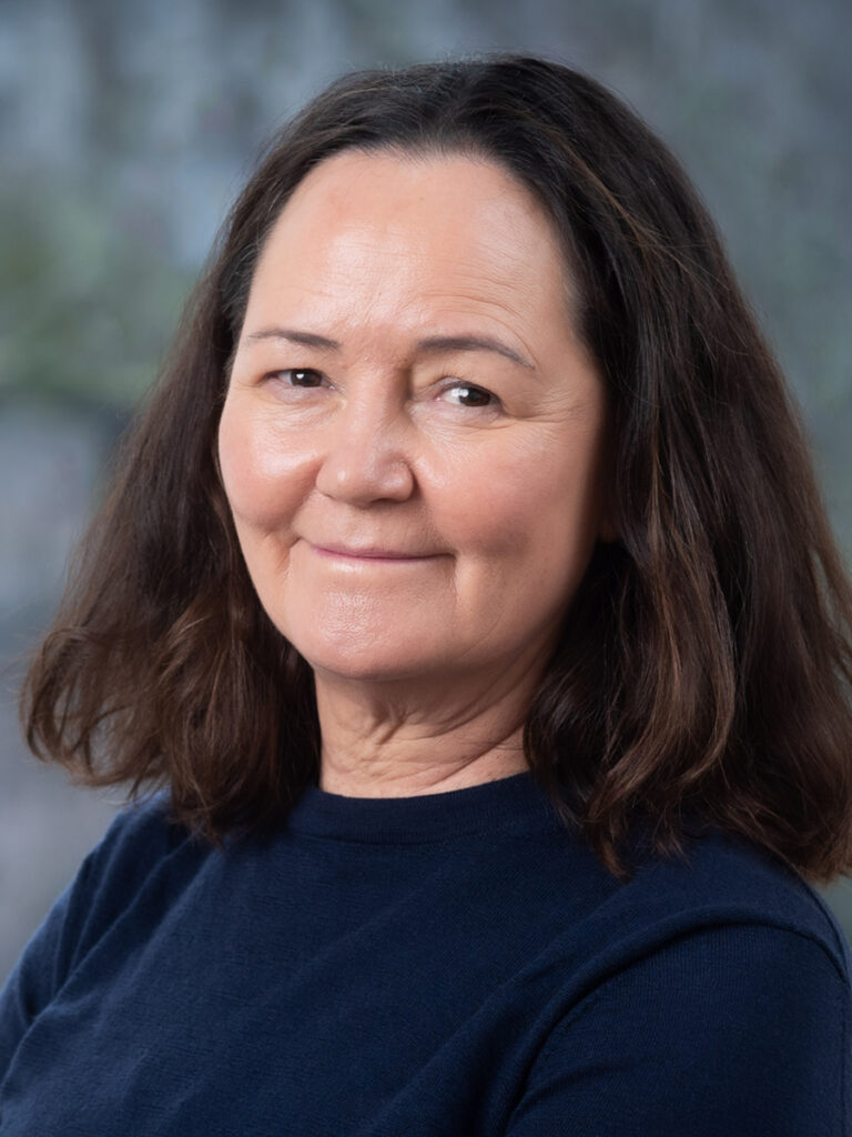 Jo Dipple – Brunswick Group