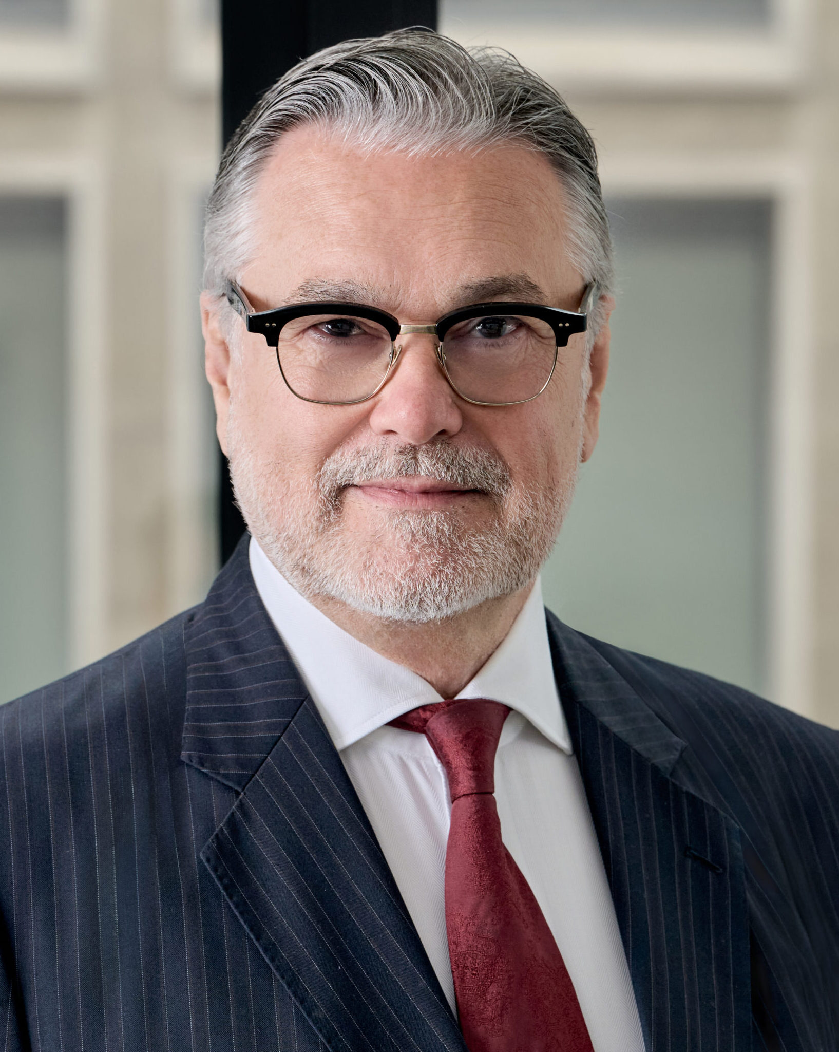 Paul Csiszár – Brunswick Group